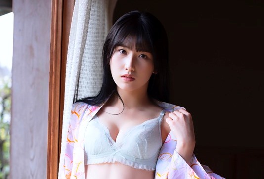 #2i2 森嶋あんり、しっとり大人の温泉デート!? 「DOLCE」裏表紙に登場 - GirlsNews