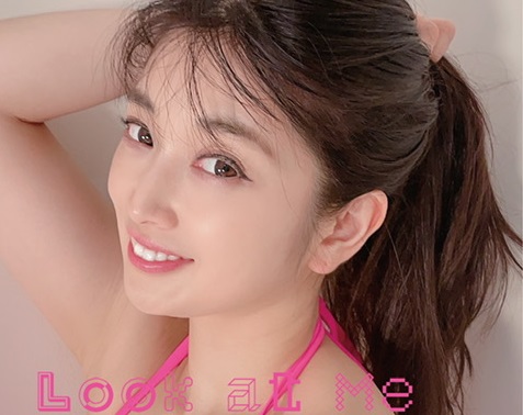 みきねみきな、デビュー3周年記念の1st写真集を発売 “魅惑のボディ”をたっぷりと - GirlsNews